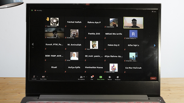 KONFIRMASI PANGGILAN DEKANAT, PRESIDEN BEM FKIP UNS ANGKAT BICARA ...